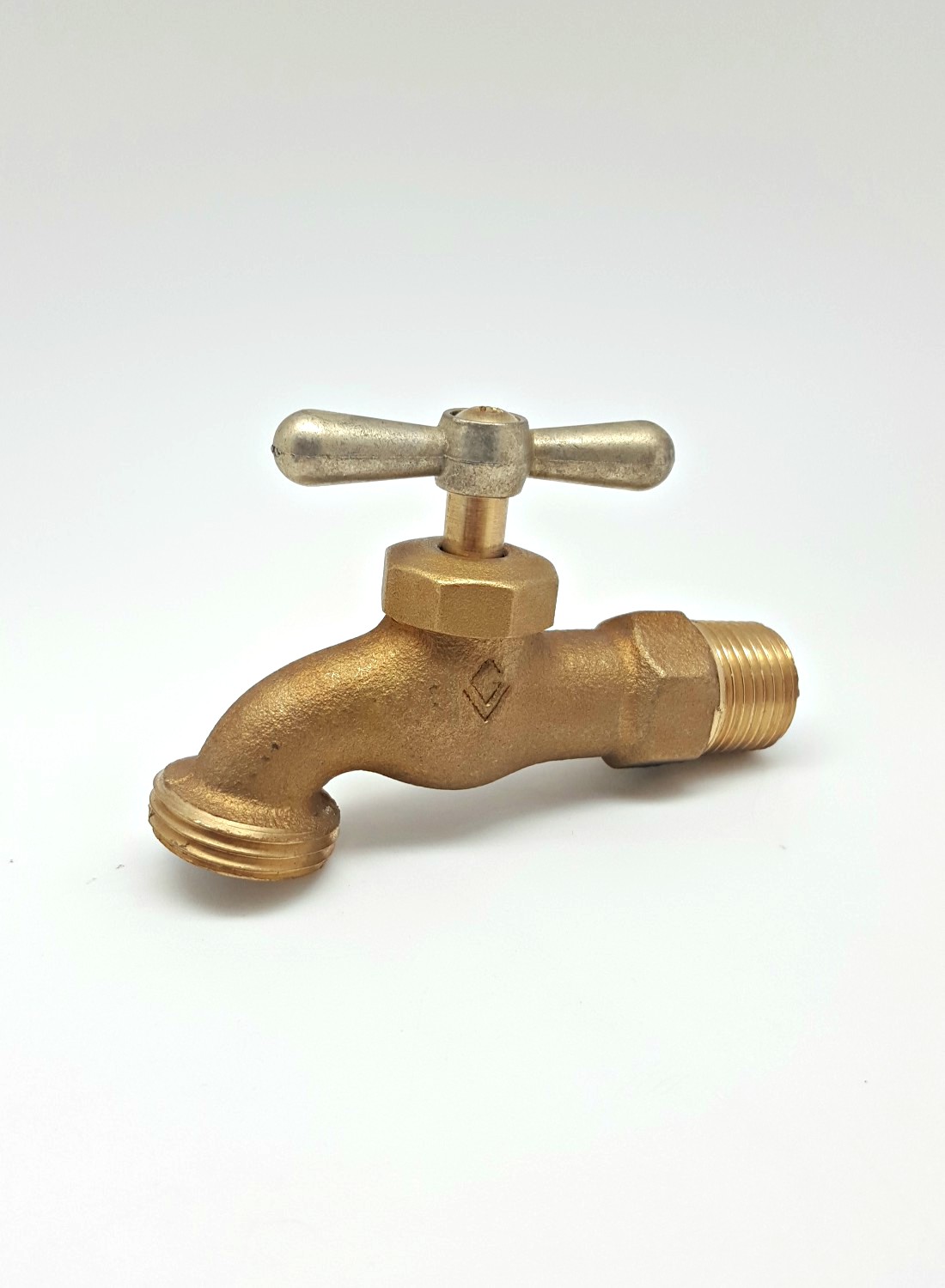 BRASS HOSE BIBB MEDIUM | Luzon Foundry Inc.